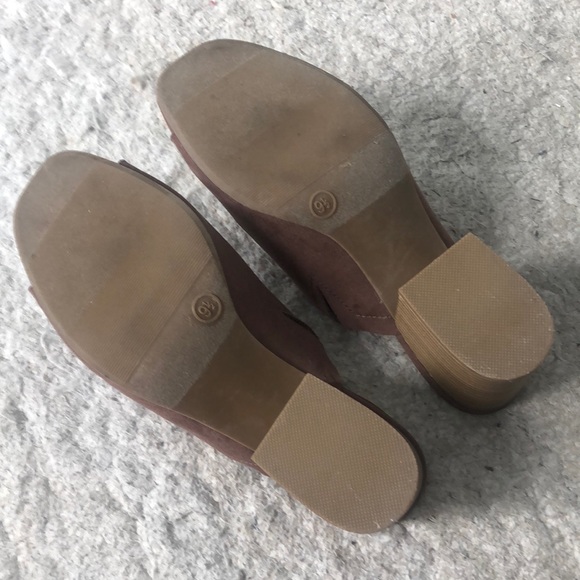 Universal Thread | Shoes | Brown Open Toed Mules | Poshmark